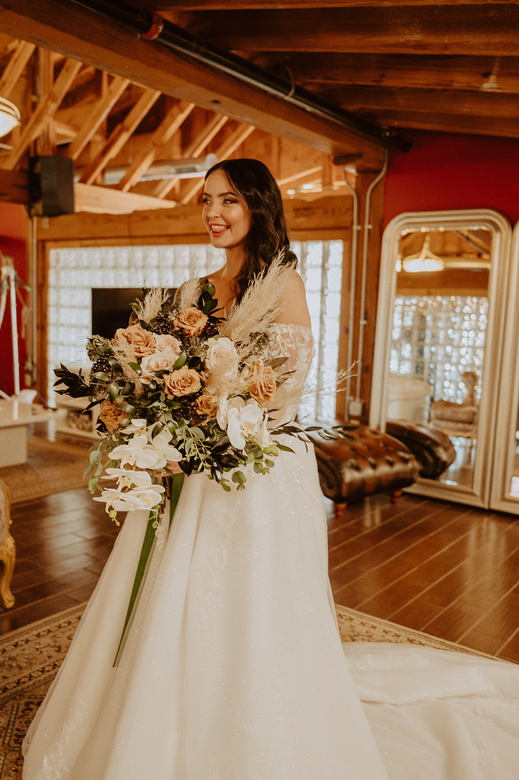 Romantic & Moody Wedding Photography From a Noblesville Indiana Wedding ...